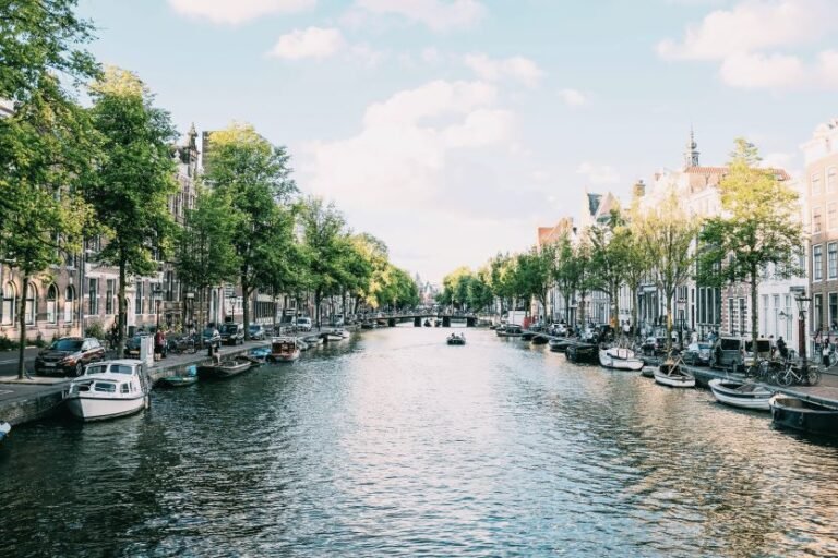 10 Beautiful Canal Cities in the World You Need to Visit – The wanders