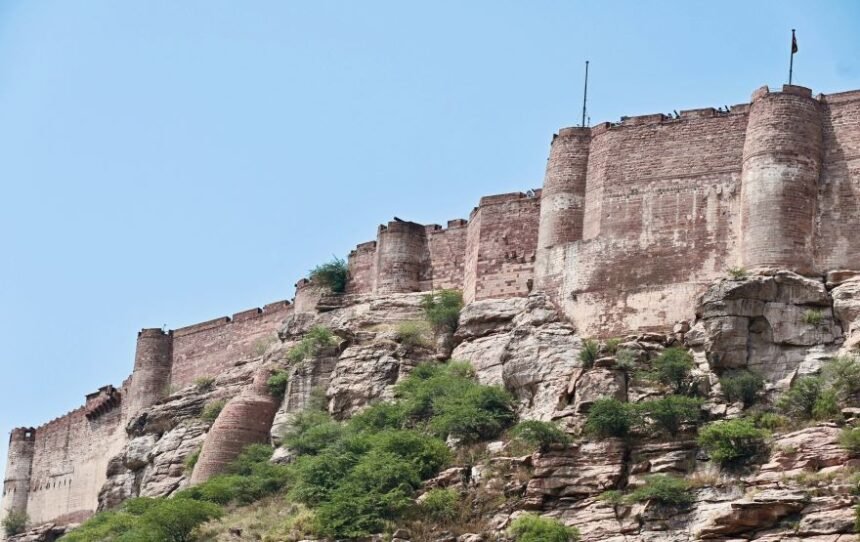 10 Amazing Military Forts Around the World You Need to Visit – The wanders